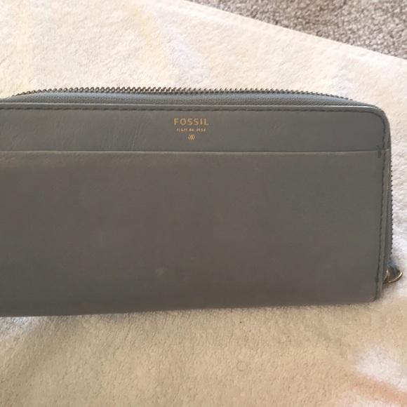 Fossil | Bags | 6 Fossil Zip Around Wallet | Poshmark